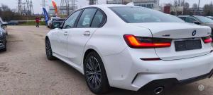 White BMW 320 2021 in Kaunas, with an engine capacity of 2.00 L and mileage of 99 thousand km for 29282 €, photo 6 on AUTOMOTO.COM.LV