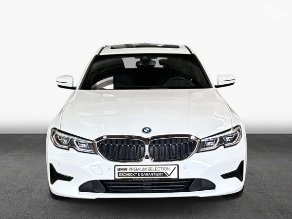 White BMW 320 2021 in Kaunas, with an engine capacity of 2.00 L and mileage of 45 thousand km for 30067 €, photo 4 on AUTOMOTO.COM.LV