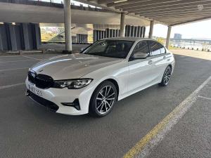 Balts BMW 320 2021 Kauņa, ar dzinēja tilpumu 2.00 L un nobraukumu 42 tūkst. km par 25550 €, foto  vietnē AUTOMOTO.COM.LV