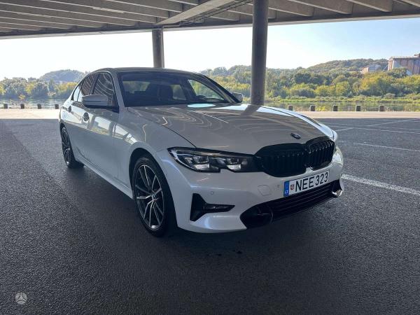 White BMW 320 2021 in Kaunas, with an engine capacity of 2.00 L and mileage of 42 thousand km for 25550 €, photo 2 on AUTOMOTO.COM.LV