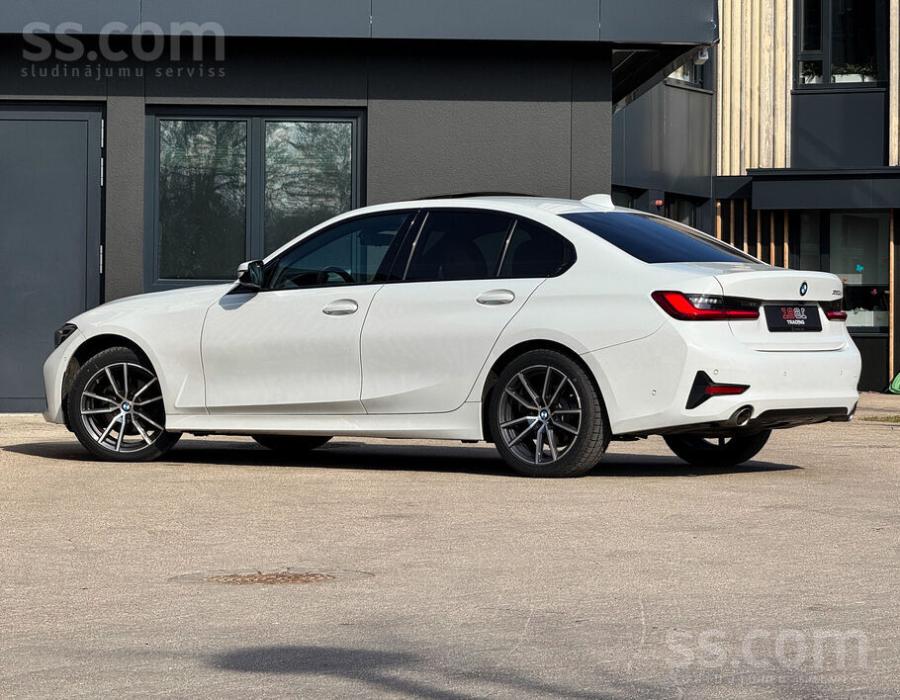 White BMW 320 2021 in Riga, with an engine capacity of 2.00 L and mileage of 112 thousand km for 26800 €, photo 10 on AUTOMOTO.COM.LV