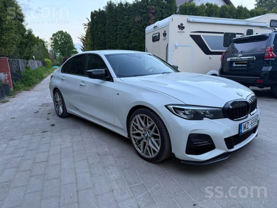 White BMW 320 2021 in Riga, with an engine capacity of 2.00 L and mileage of 50 thousand km for 28400 €, photo 4 on AUTOMOTO.COM.LV
