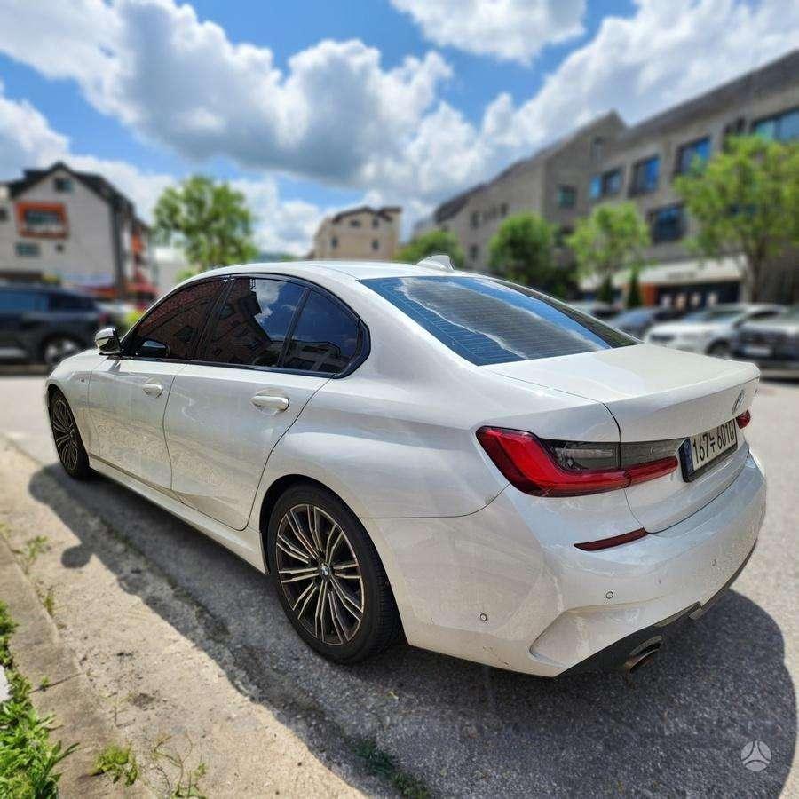 White BMW 320 2021 in Kaunas, with an engine capacity of 2.00 L and mileage of 143 thousand km for 22600 €, photo 6 on AUTOMOTO.COM.LV
