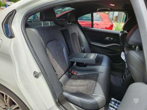 White BMW 320 2021 in Kaunas, with an engine capacity of 2.00 L and mileage of 143 thousand km for 22600 €, photo 12 on AUTOMOTO.COM.LV