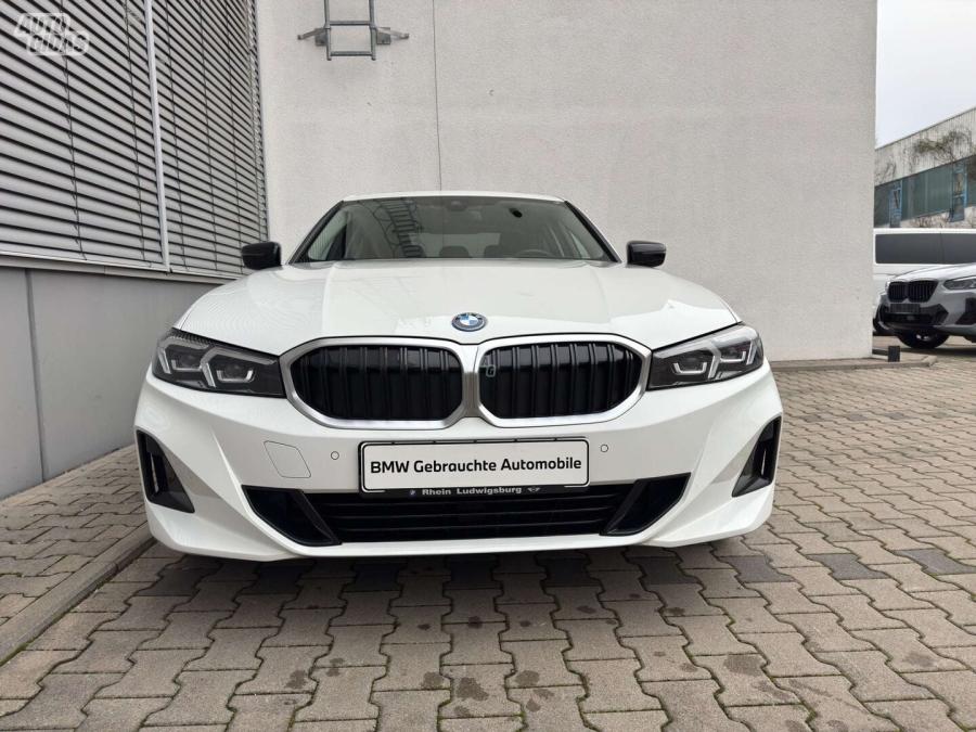 White BMW 320 2022 in Kaunas, with an engine capacity of 2.00 L and mileage of 62 thousand km for 33104 €, photo 4 on AUTOMOTO.COM.LV