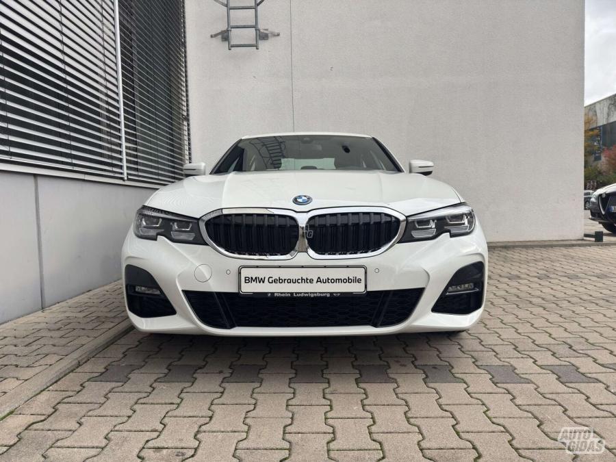 Balts BMW 320 2022 Kauņa, ar dzinēja tilpumu 2.00 L un nobraukumu 28 tūkst. km par 33104 €, foto 4 vietnē AUTOMOTO.COM.LV