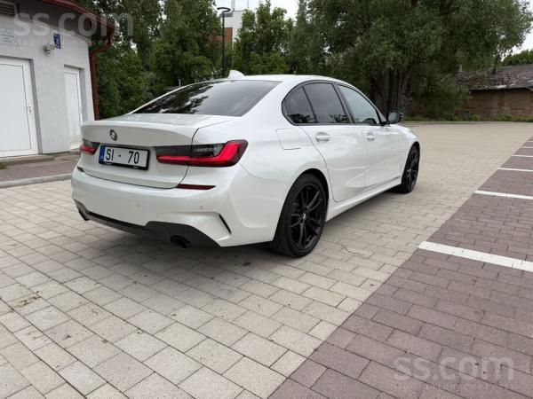 Белый БМВ 320 2022 в Рига, объемом двигателя 2.00 л и пробегом 95 тыс. км за 27600 €, фото 3 на AUTOMOTO.COM.LV