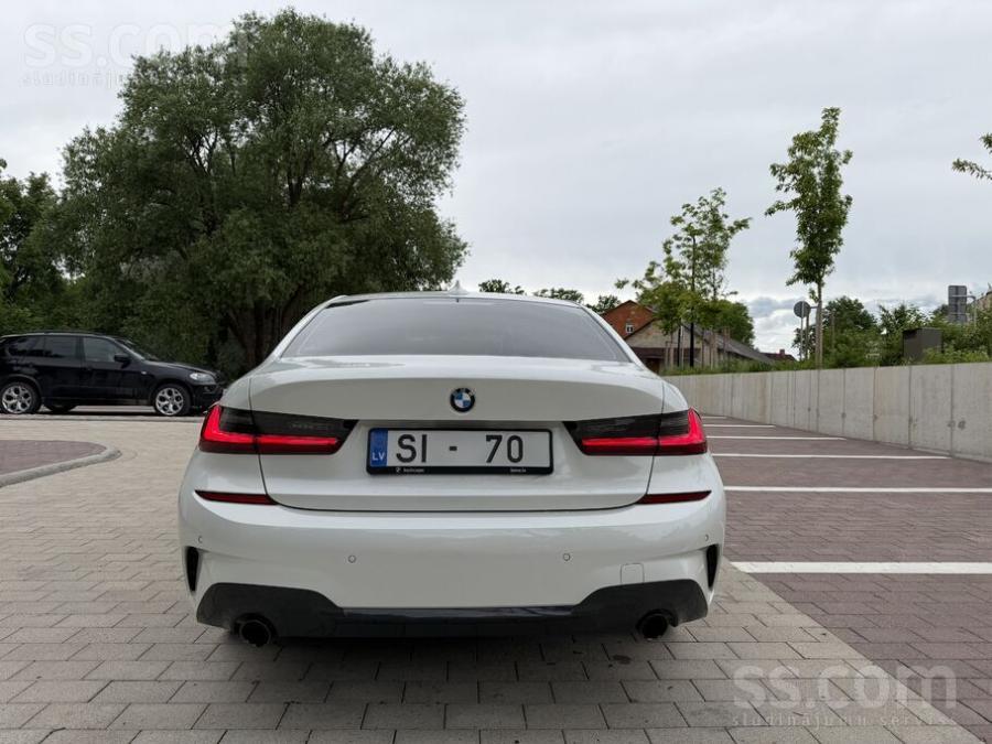 White BMW 320 2022 in Riga, with an engine capacity of 2.00 L and mileage of 95 thousand km for 27600 €, photo 7 on AUTOMOTO.COM.LV