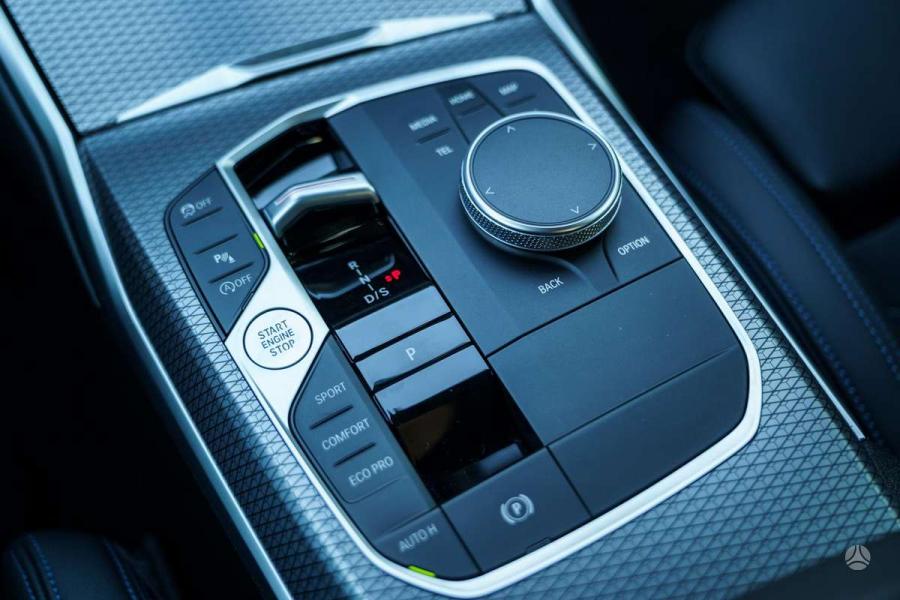 Белый БМВ 320 2023 в Вильнюс, объемом двигателя 2.00 л и пробегом 22 тыс. км за 35900 €, фото 31 на AUTOMOTO.COM.LV