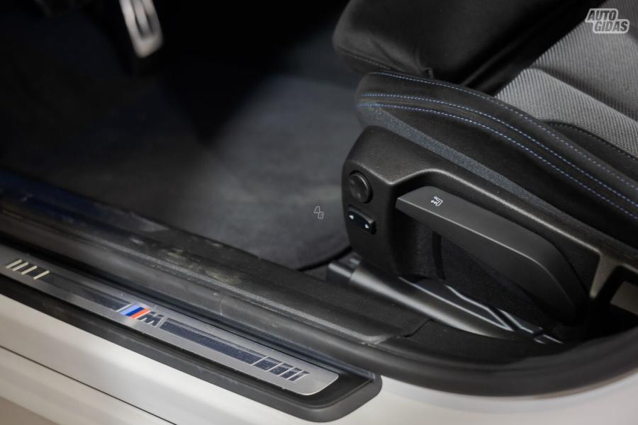 Balts BMW 320 2025 Viļņa, ar dzinēja tilpumu 2.00 L un nobraukumu 25 tūkst. km par 40991 €, foto 32 vietnē AUTOMOTO.COM.LV