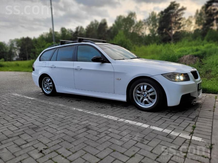 White BMW 320 2006 in Riga, with an engine capacity of 2.00 L and mileage of 312 thousand km for 3500 €, photo 3 on AUTOMOTO.COM.LV