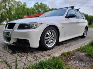White BMW 320 2006 in Riga, with an engine capacity of 2.00 L and mileage of 312 thousand km for 3500 €, photo 6 on AUTOMOTO.COM.LV
