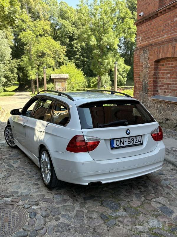 White BMW 320 2006 in Kuldiga, with an engine capacity of 2.00 L and mileage of 244 thousand km for 3350 €, photo 1 on AUTOMOTO.COM.LV