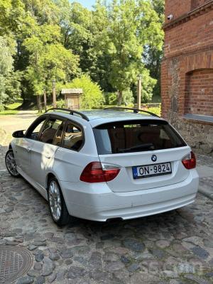 Белый БМВ 320 2006 в Кулдига, объемом двигателя 2.00 л и пробегом 244 тыс. км за 3350 €, фото  на AUTOMOTO.COM.LV