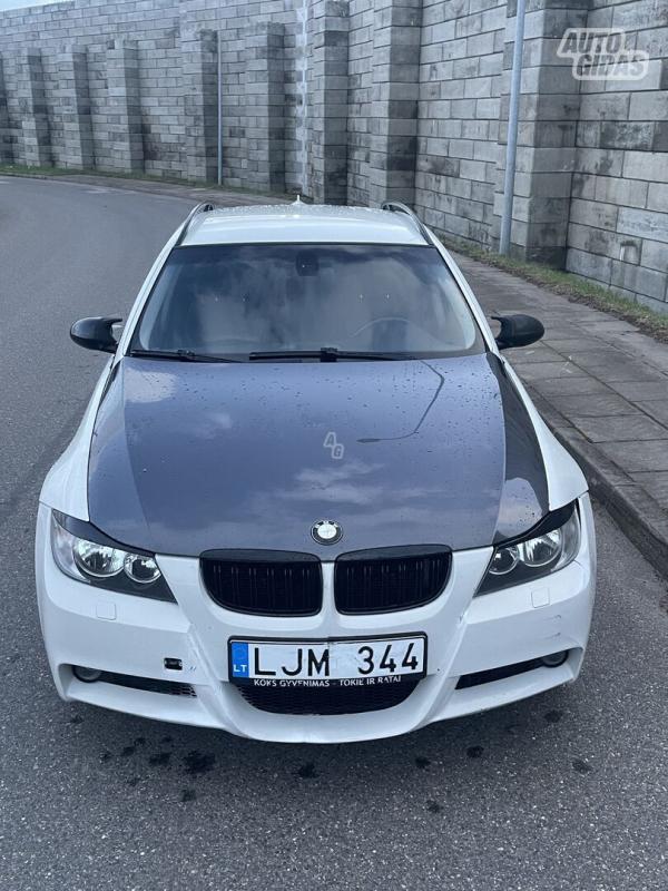 White BMW 320 2006 in Klaipeda, with an engine capacity of 2.00 L and mileage of 400 thousand km for 2650 €, photo 6 on AUTOMOTO.COM.LV