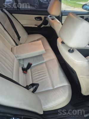 Balts BMW 320 2006 Rīga, ar dzinēja tilpumu 2.00 L un nobraukumu 342 tūkst. km par 3750 €, foto 7 vietnē AUTOMOTO.COM.LV