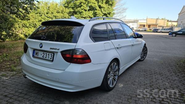 Balts BMW 320 2007 Rīga, ar dzinēja tilpumu 2.00 L un nobraukumu 290 tūkst. km par 2800 €, foto 8 vietnē AUTOMOTO.COM.LV