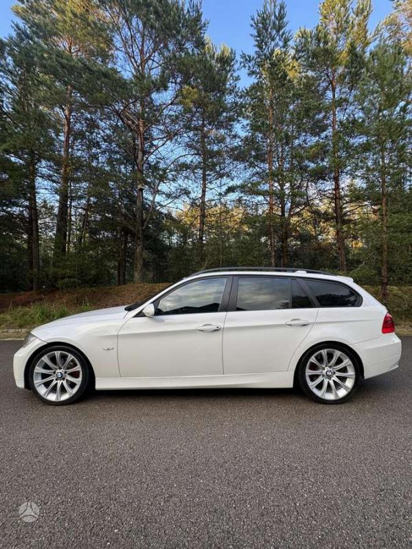 Balts BMW 320 2007 Viļņa, ar dzinēja tilpumu 2.00 L un nobraukumu 338 tūkst. km par 3700 €, foto 3 vietnē AUTOMOTO.COM.LV
