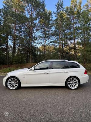 White BMW 320 2007 in Vilnius, with an engine capacity of 2.00 L and mileage of 338 thousand km for 3700 €, photo 4 on AUTOMOTO.COM.LV