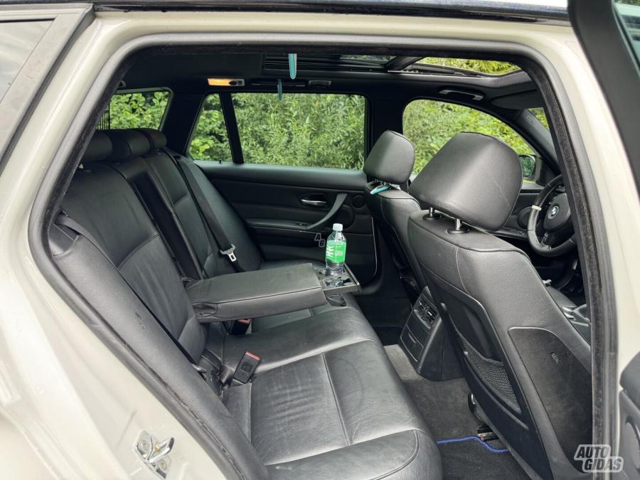 White BMW 320 2007 in Ukmerge, with an engine capacity of 2.00 L and mileage of 410 thousand km for 4700 €, photo 12 on AUTOMOTO.COM.LV