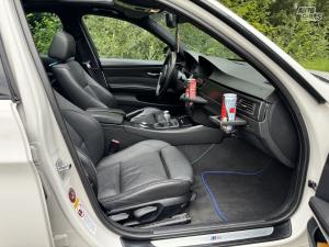 White BMW 320 2007 in Ukmerge, with an engine capacity of 2.00 L and mileage of 410 thousand km for 4700 €, photo 13 on AUTOMOTO.COM.LV