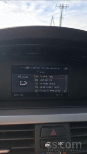 White BMW 320 2007 in Riga, with an engine capacity of 2.00 L and mileage of 334 thousand km for 3300 €, photo 15 on AUTOMOTO.COM.LV