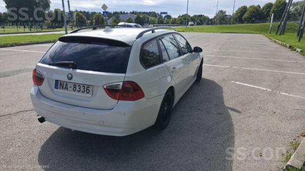 Balts BMW 320 2007 Rīga, ar dzinēja tilpumu 2.00 L un nobraukumu 334 tūkst. km par 3300 €, foto 6 vietnē AUTOMOTO.COM.LV