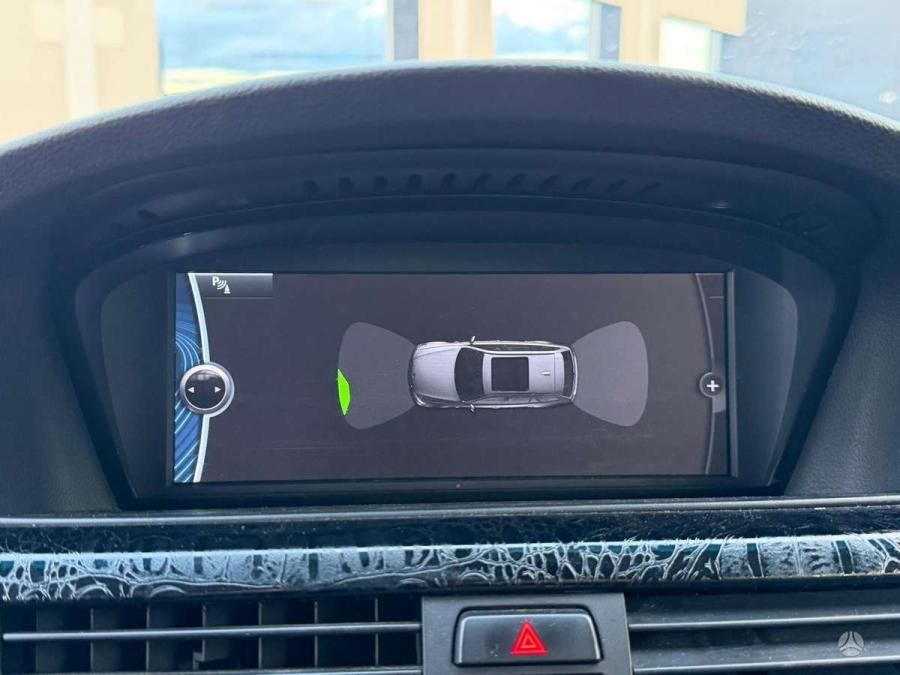 Balts BMW 320 2007 Viļņa, ar dzinēja tilpumu 2.00 L un nobraukumu 310 tūkst. km par 3000 €, foto 13 vietnē AUTOMOTO.COM.LV