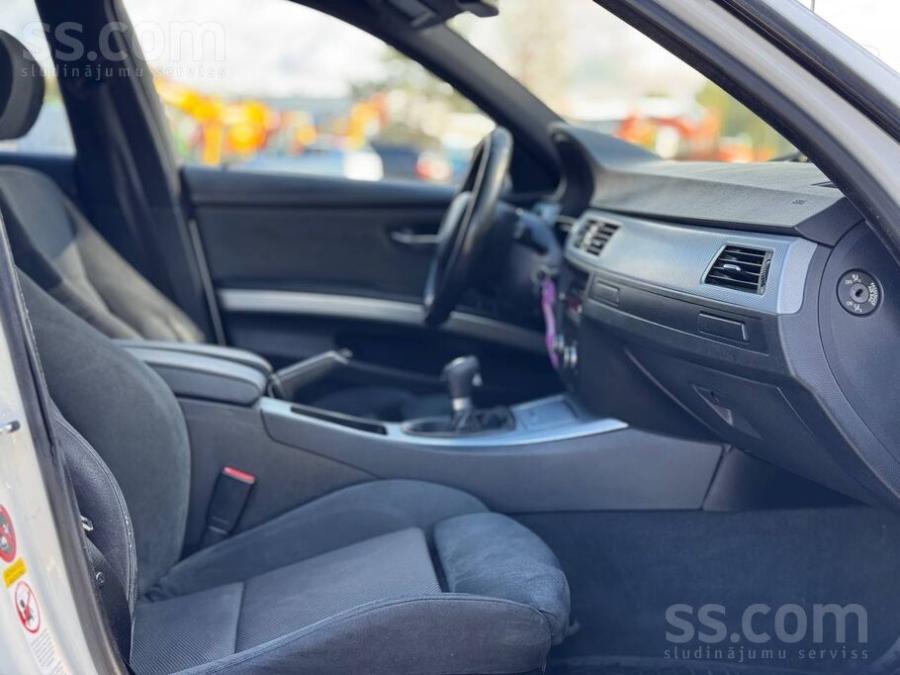 Balts BMW 320 2007 Rīga, ar dzinēja tilpumu 2.00 L un nobraukumu 417 tūkst. km par 3690 €, foto 13 vietnē AUTOMOTO.COM.LV