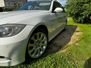 Balts BMW 320 2008 Rīga, ar dzinēja tilpumu 2.00 L un nobraukumu 285 tūkst. km par 4200 €, foto 2 vietnē AUTOMOTO.COM.LV