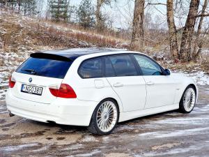 White BMW 320 2008 in Vilnius, with an engine capacity of 2.00 L and mileage of 324 thousand km for 3500 €, photo 6 on AUTOMOTO.COM.LV