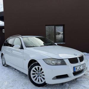White BMW 320 2008 in Kaisiadorys, with an engine capacity of 2.00 L and mileage of 380 thousand km for 2950 €, photo 2 on AUTOMOTO.COM.LV