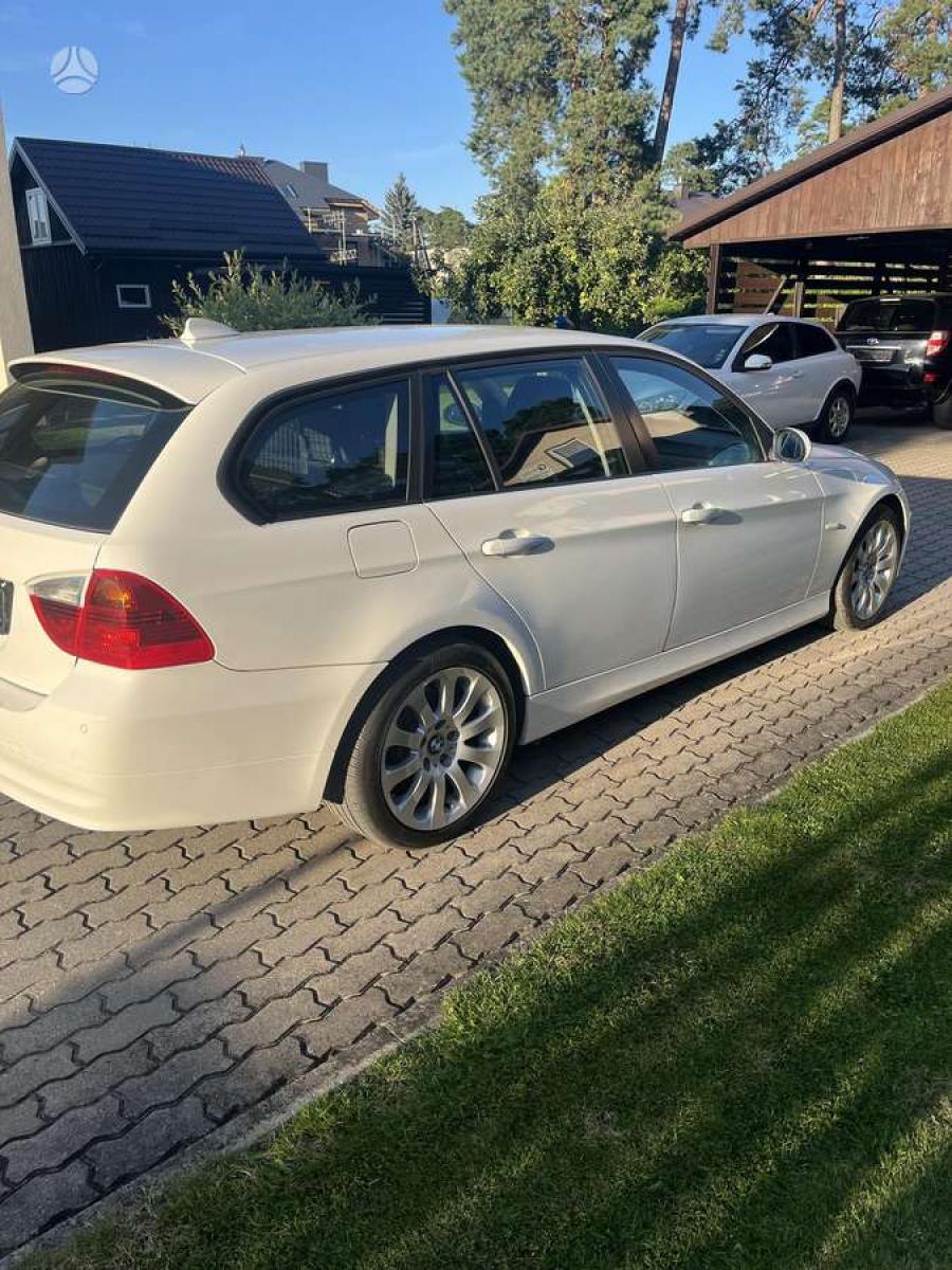 Balts BMW 320 2008 Alīta, ar dzinēja tilpumu 2.00 L un nobraukumu 272 tūkst. km par 3750 €, foto 6 vietnē AUTOMOTO.COM.LV