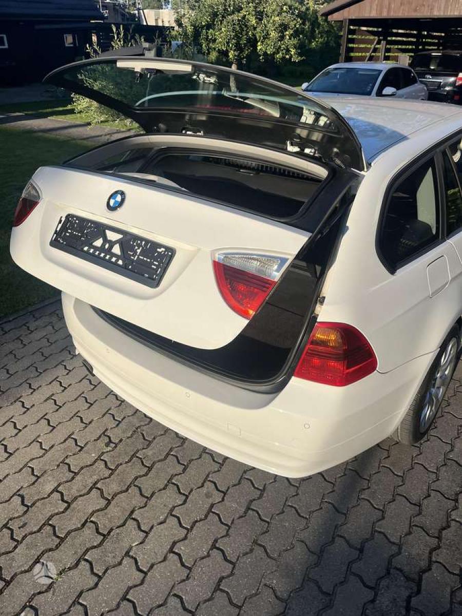 Balts BMW 320 2008 Alīta, ar dzinēja tilpumu 2.00 L un nobraukumu 272 tūkst. km par 3750 €, foto 12 vietnē AUTOMOTO.COM.LV