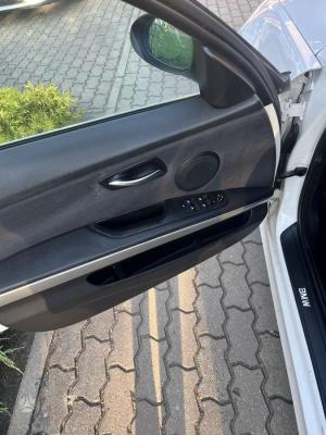 Balts BMW 320 2008 Alīta, ar dzinēja tilpumu 2.00 L un nobraukumu 272 tūkst. km par 3750 €, foto 15 vietnē AUTOMOTO.COM.LV