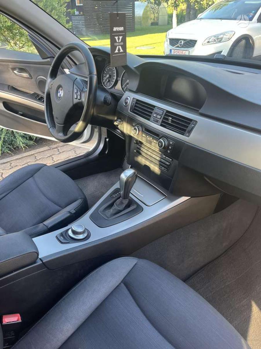 Balts BMW 320 2008 Alīta, ar dzinēja tilpumu 2.00 L un nobraukumu 272 tūkst. km par 3750 €, foto 18 vietnē AUTOMOTO.COM.LV