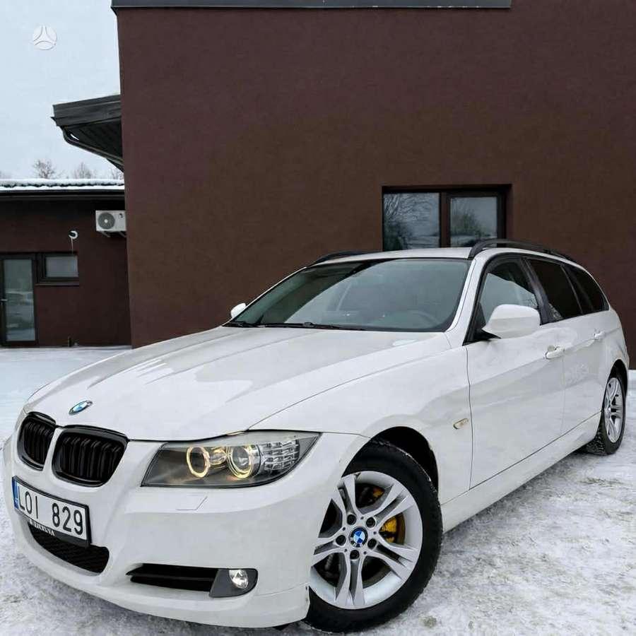 White BMW 320 2009 in Kaisiadorys, with an engine capacity of 2.00 L and mileage of 305 thousand km for 3999 €, photo 1 on AUTOMOTO.COM.LV