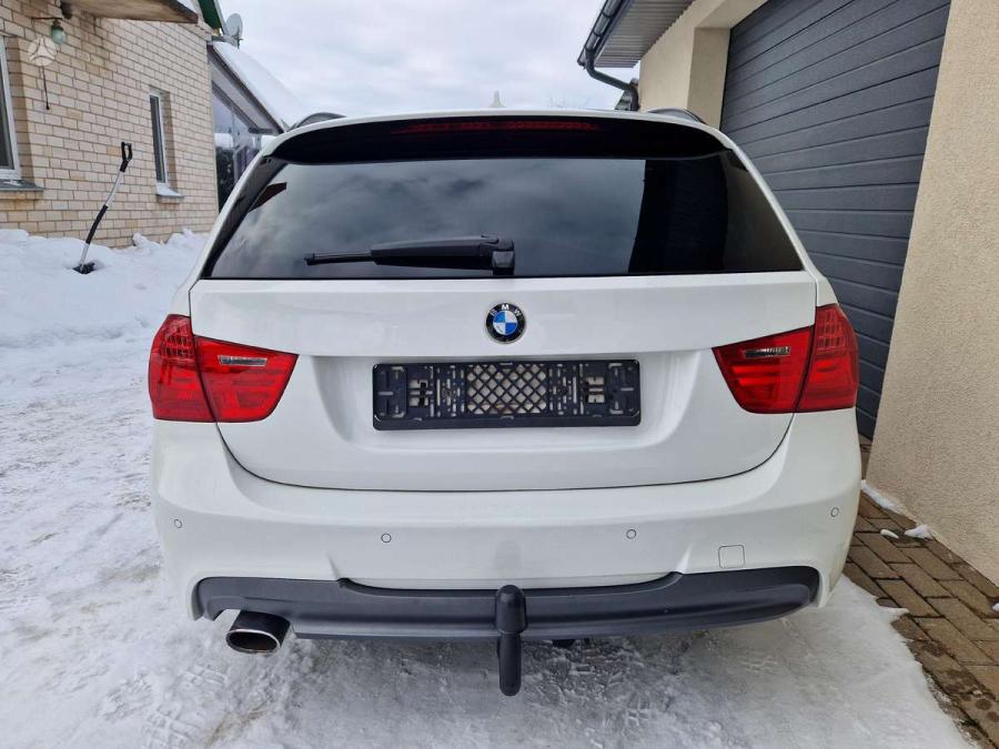 White BMW 320 2009 in Kaunas, with an engine capacity of 2.00 L and mileage of 350 thousand km for 5950 €, photo 8 on AUTOMOTO.COM.LV
