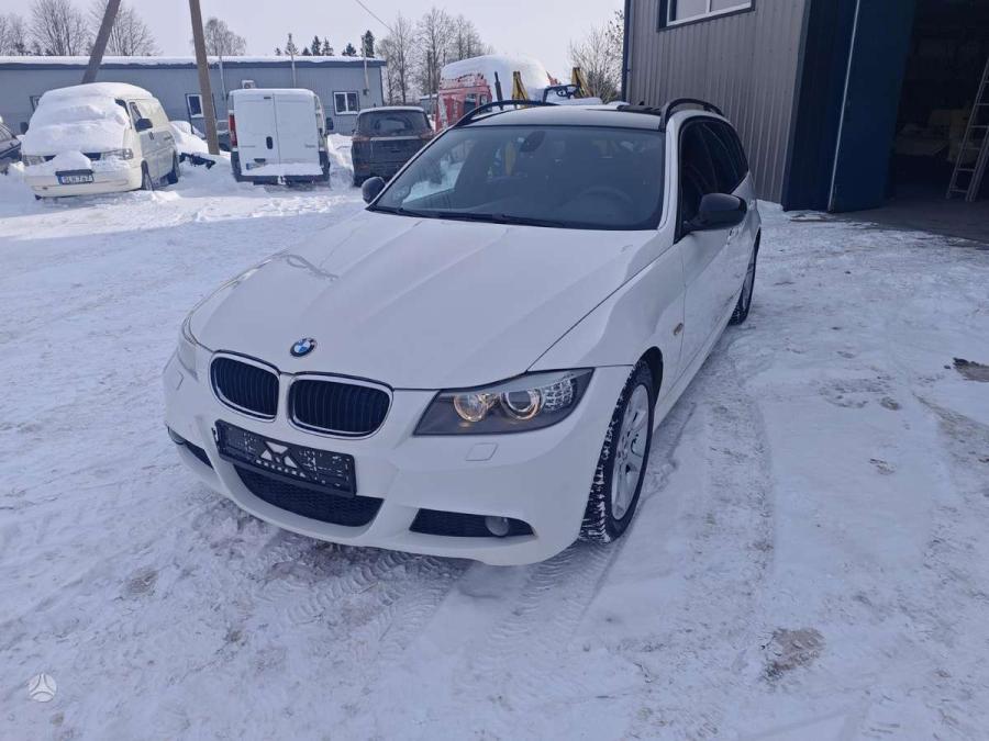 Balts BMW 320 2009 Kretinga, ar dzinēja tilpumu 2.00 L un nobraukumu 350 tūkst. km par 5650 €, foto 2 vietnē AUTOMOTO.COM.LV