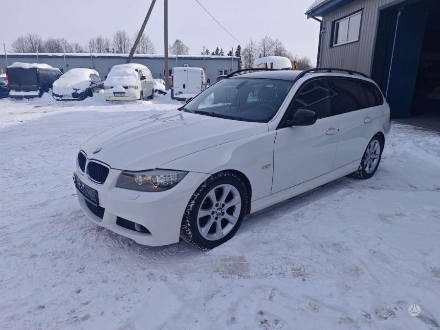 Balts BMW 320 2009 Kretinga, ar dzinēja tilpumu 2.00 L un nobraukumu 350 tūkst. km par 5650 €, foto 10 vietnē AUTOMOTO.COM.LV