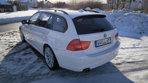 White BMW 320 2009 in Utena, with an engine capacity of 2.00 L and mileage of 338 thousand km for 5050 €, photo 2 on AUTOMOTO.COM.LV