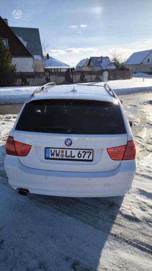 White BMW 320 2009 in Utena, with an engine capacity of 2.00 L and mileage of 338 thousand km for 5050 €, photo 4 on AUTOMOTO.COM.LV