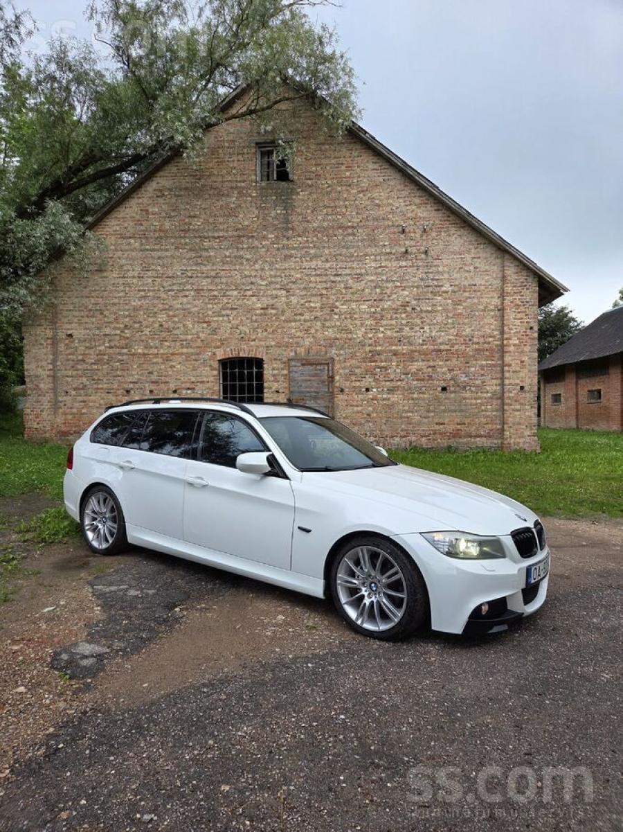 Balts BMW 320 2009 Bauska, ar dzinēja tilpumu 2.00 L un nobraukumu 275 tūkst. km par 7490 €, foto 3 vietnē AUTOMOTO.COM.LV