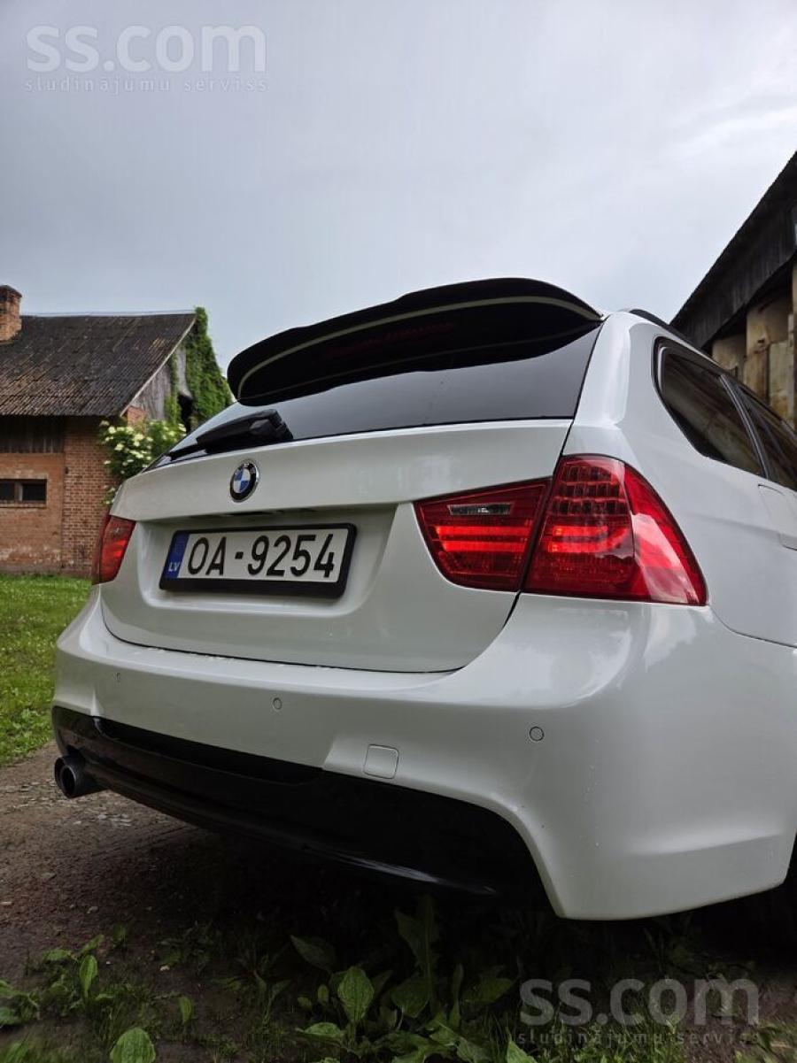 Balts BMW 320 2009 Bauska, ar dzinēja tilpumu 2.00 L un nobraukumu 275 tūkst. km par 7490 €, foto 4 vietnē AUTOMOTO.COM.LV
