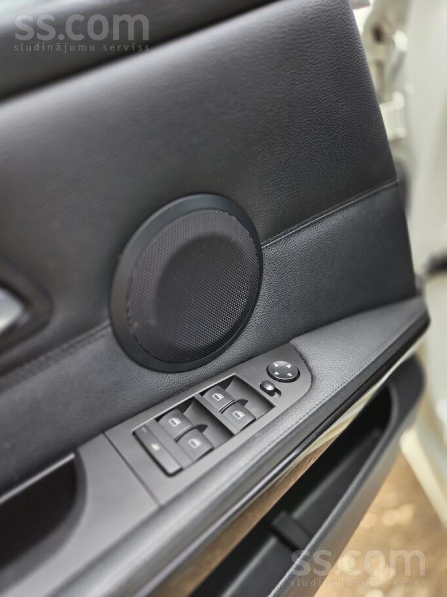 Balts BMW 320 2009 Bauska, ar dzinēja tilpumu 2.00 L un nobraukumu 275 tūkst. km par 7490 €, foto 7 vietnē AUTOMOTO.COM.LV
