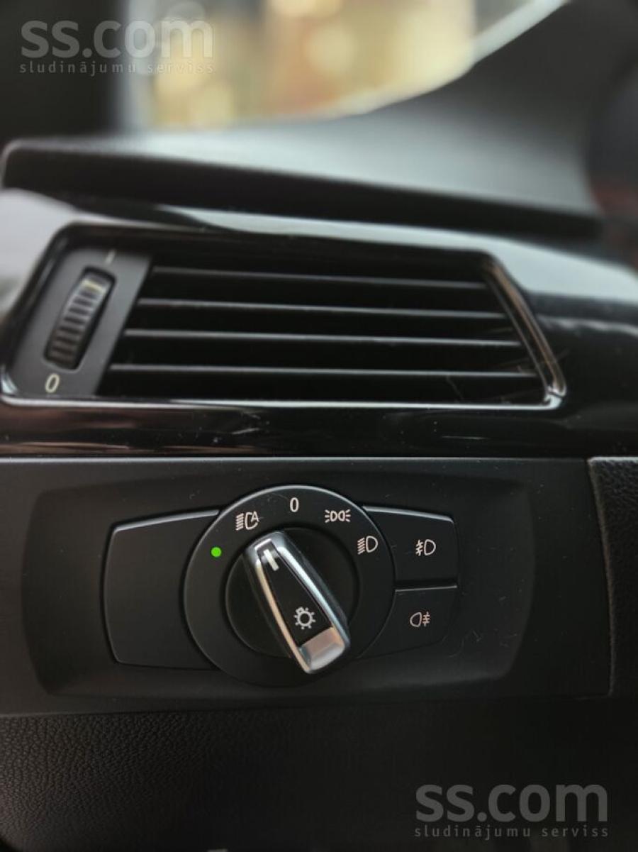 Balts BMW 320 2009 Bauska, ar dzinēja tilpumu 2.00 L un nobraukumu 275 tūkst. km par 7490 €, foto 8 vietnē AUTOMOTO.COM.LV