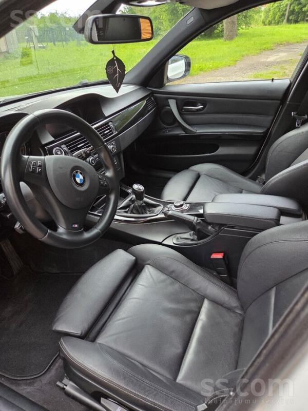 Balts BMW 320 2009 Bauska, ar dzinēja tilpumu 2.00 L un nobraukumu 275 tūkst. km par 7490 €, foto 8 vietnē AUTOMOTO.COM.LV