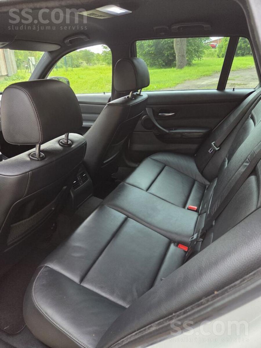 Balts BMW 320 2009 Bauska, ar dzinēja tilpumu 2.00 L un nobraukumu 275 tūkst. km par 7490 €, foto 10 vietnē AUTOMOTO.COM.LV