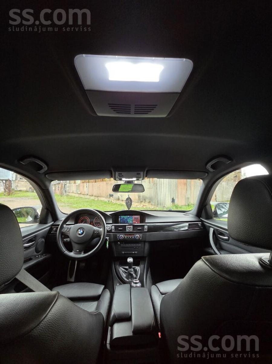 Balts BMW 320 2009 Bauska, ar dzinēja tilpumu 2.00 L un nobraukumu 275 tūkst. km par 7490 €, foto 11 vietnē AUTOMOTO.COM.LV