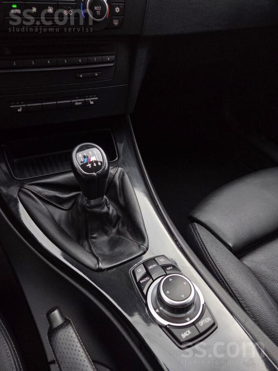 Balts BMW 320 2009 Bauska, ar dzinēja tilpumu 2.00 L un nobraukumu 275 tūkst. km par 7490 €, foto 12 vietnē AUTOMOTO.COM.LV